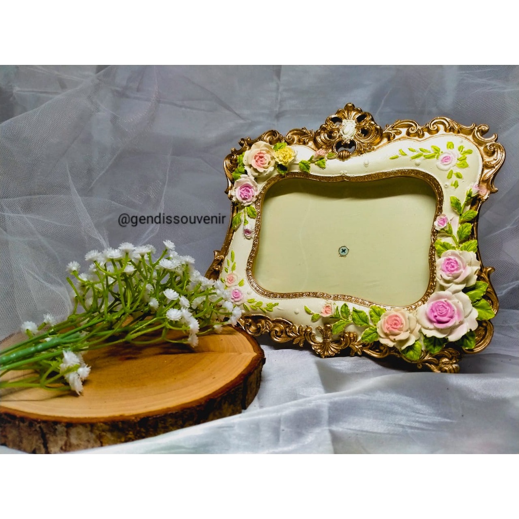 Jual Frame foto mawar landscape aestetik fiber - Frame foto ukir motif ...