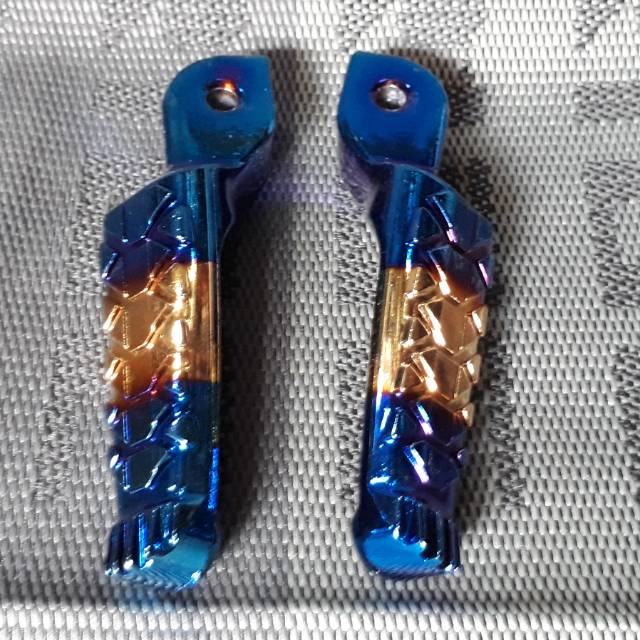 Jual Foot step twotone aprilia honda / yamaha | Shopee Indonesia