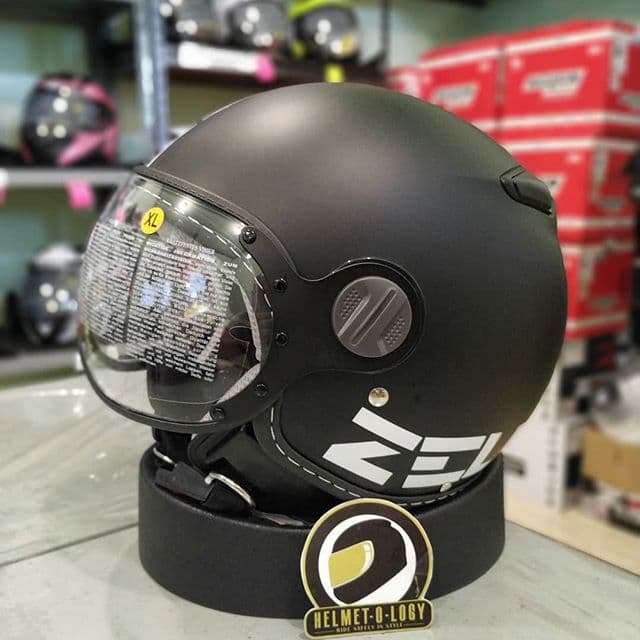 Jual Helm Retro Klasik Zeus Z210 DD11 Matt Black White | Shopee Indonesia