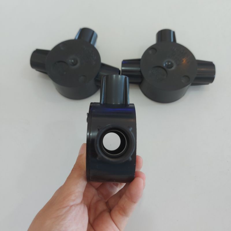 Jual TEE DOS CABANG 3 20MM BOSS HITAM sambungan pipa listrik tebal Tdus ...