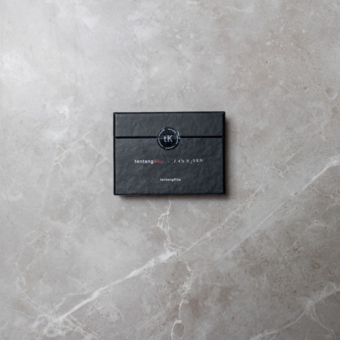 Jual tentangKita - edisi tentangAku x Ian Hugen I Permainan Kartu ...