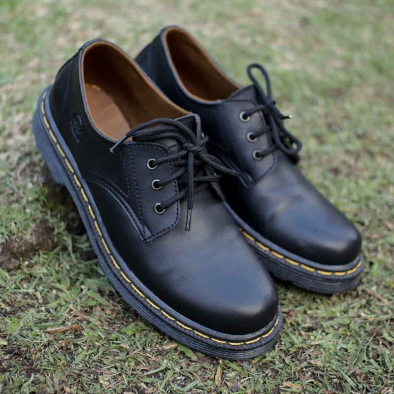 Jual FREE BOX SEPATU CARAKA / Setra Gantleman - Caraka Footwear ...