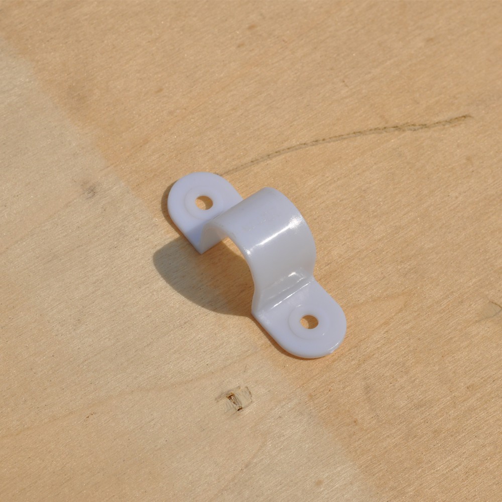 Jual KLEM CLAMP PIPA PVC CONDUIT LISTRIK OMEGA PLASTIK PUTIH GRADEORI ...