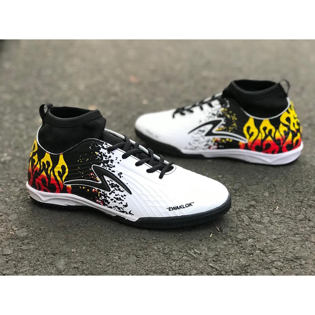 Jual sepatu futsal BOOT trens masa kini model terbaru FREE KAOS KAKI ...