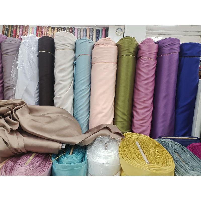 Jual Kain Bridesmaid / Kain Velvet Meteran / Velvet Roberto Cavali ...