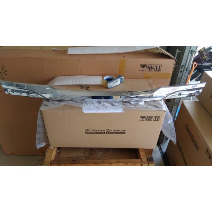 Jual List Lis Chrome Kap Bagasi Grand Innova 2014 2015 Ori | Shopee ...