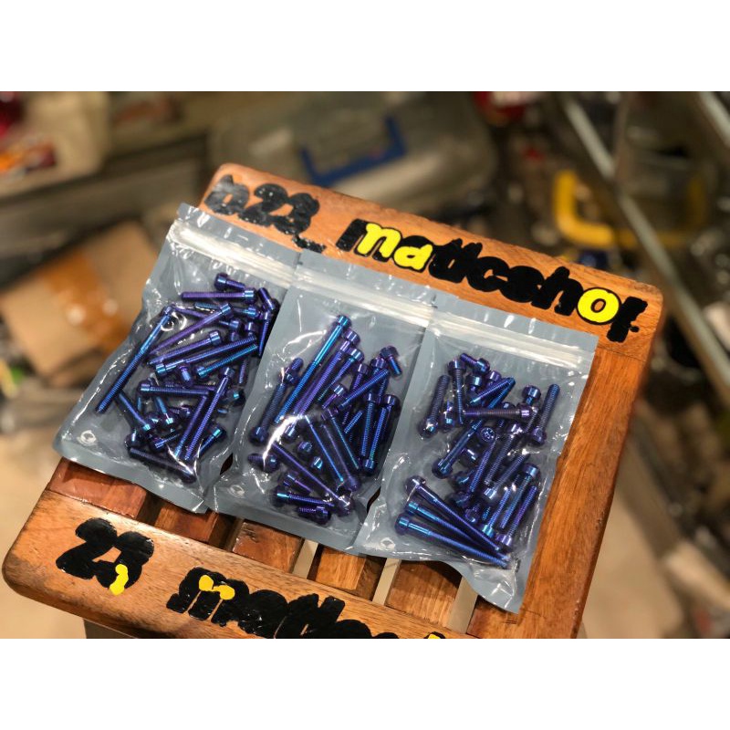 Jual baut titanium blok mesin ninja rr r ss fulset baut titanium ninja | Shopee Indonesia