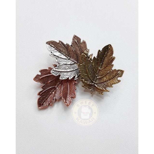 Jual Bros Bentuk Daun Maple Trio Vintage | Shopee Indonesia