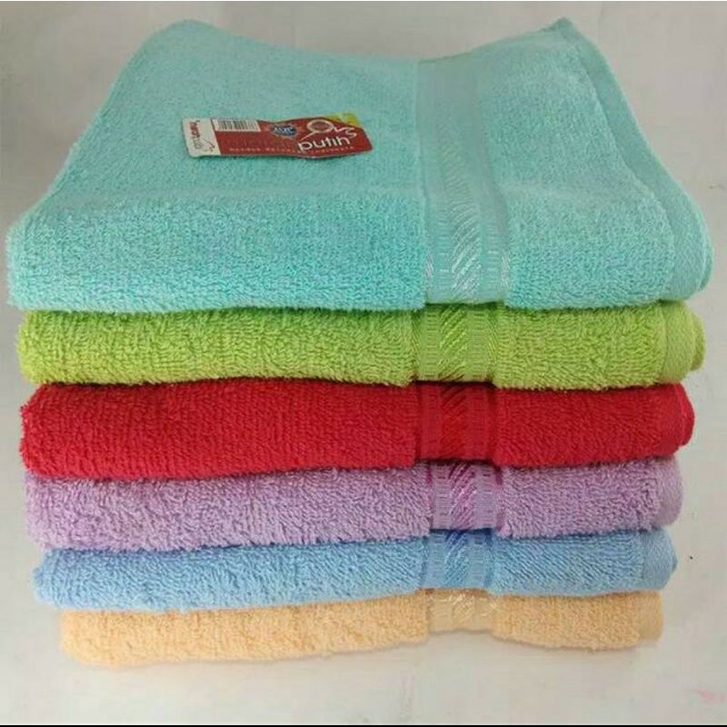 Jual Handuk Leher / Handuk Kecil Olahraga / Sapu Tangan Merah Putih ...