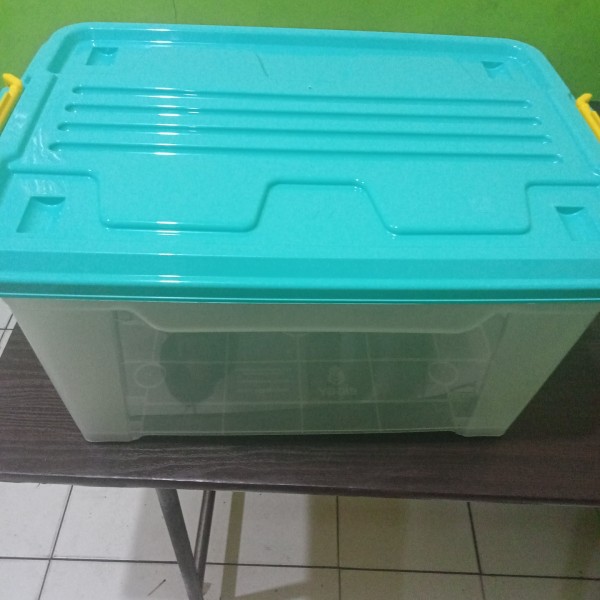 Jual Storage Box Ezy CB 45 Liter Roda Bening Rak Container Susun ...