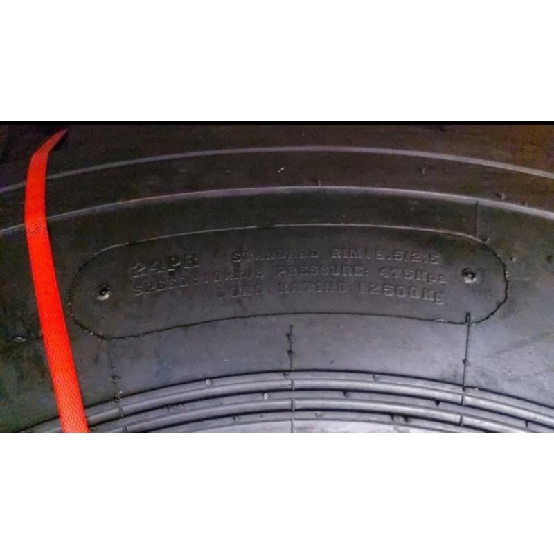 Jual Ban Loader 23.5-25 E3 / L3 HD MAXIMA (HEAVY DUTY) 24PR | Shopee ...