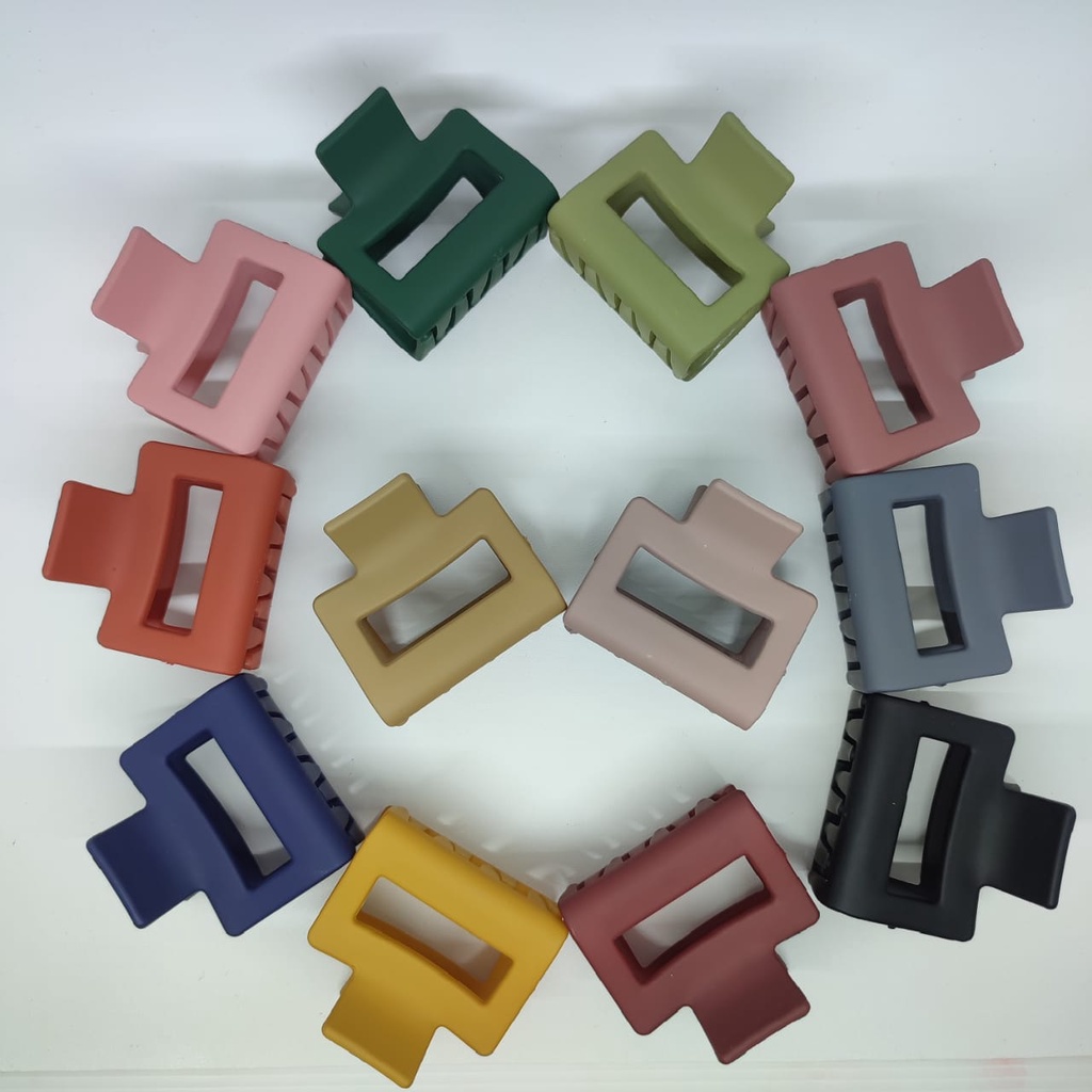 Jual JEPITAN KOREA DOFF MODEL KOTAK BOLONG UKURAN 5cm | Shopee Indonesia