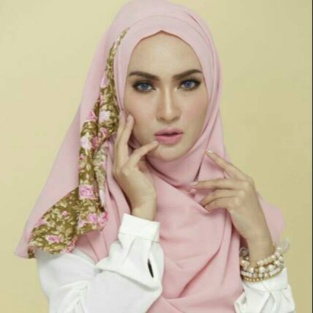 Jual Instan rheina by ivory hijab | Shopee Indonesia