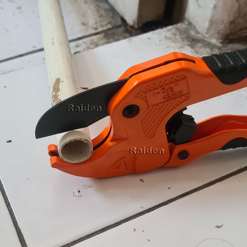 Jual potong pipa pvc air pvc pipe cutter 42mm gunting pipa air | Shopee Indonesia