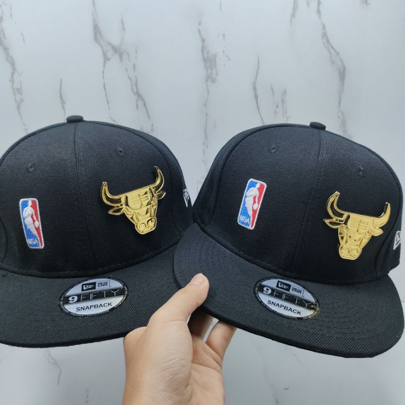 Jual Topi Import Snapback Banteng Chicago bulls NBA Team Plat Besi ...
