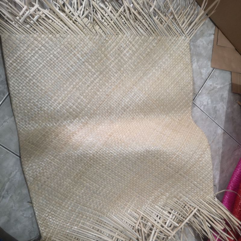 Jual Anyaman tikar longsong pandan GERAISURYA bahan tas dompet | Shopee ...