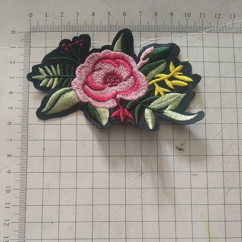 Jual patches emblem bordiran bunga jahit RSHH | Shopee Indonesia