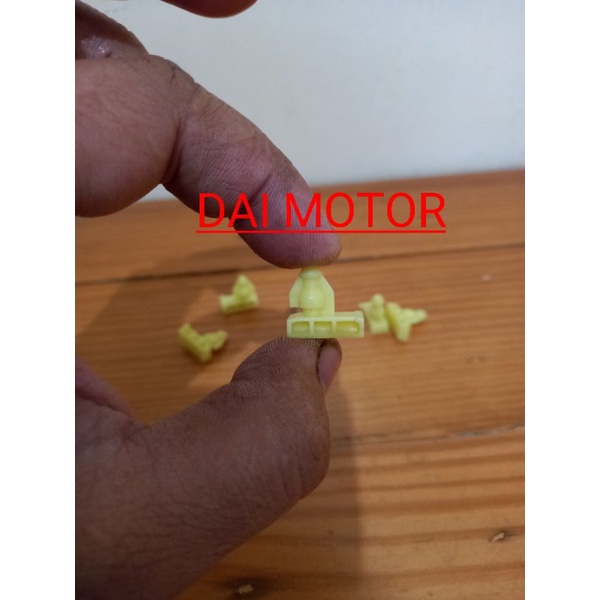 Jual klip list cover fender atas ban nissan juke | Shopee Indonesia