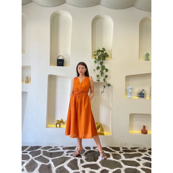 Jual AIUNA - SOLAINE MIDI | Shopee Indonesia