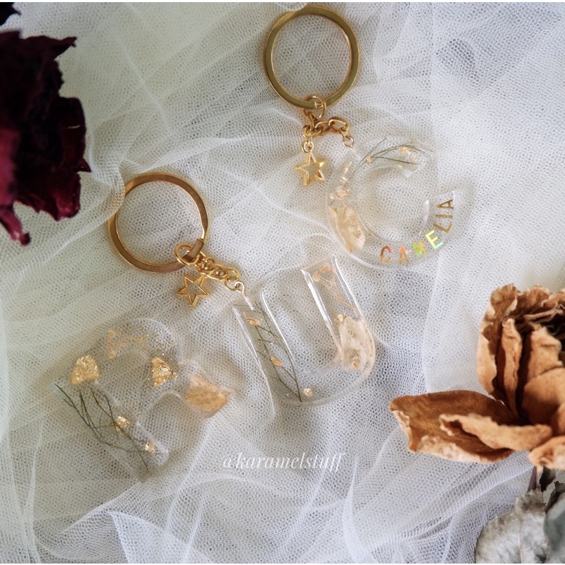 Jual gantungan kunci resin (free tambahan nama) | Shopee Indonesia