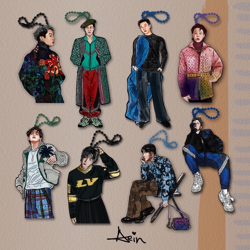 Jual BTS Keychain - Vogue GQ Collection | Shopee Indonesia
