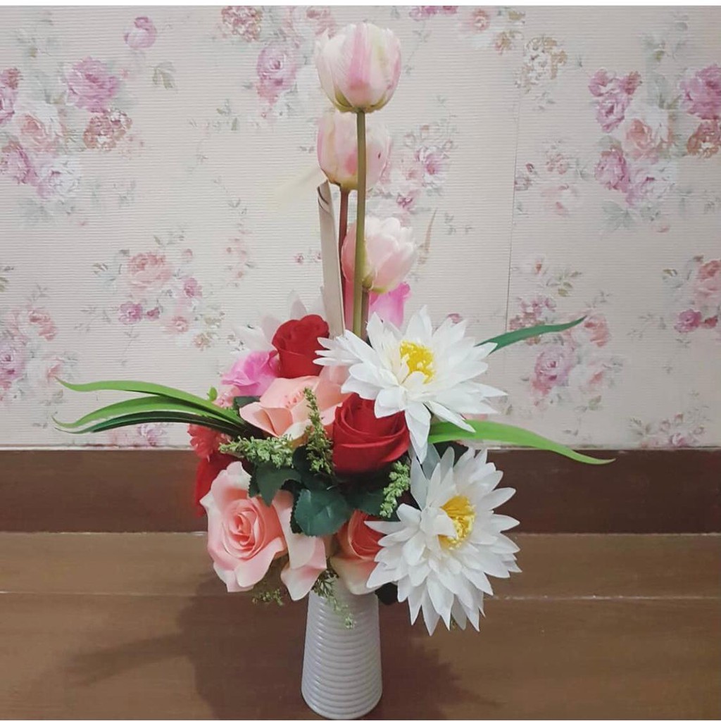 Jual RANGKAIAN BUNGA MEJA ARTIFICIAL / BUNGA PALSU | Shopee Indonesia