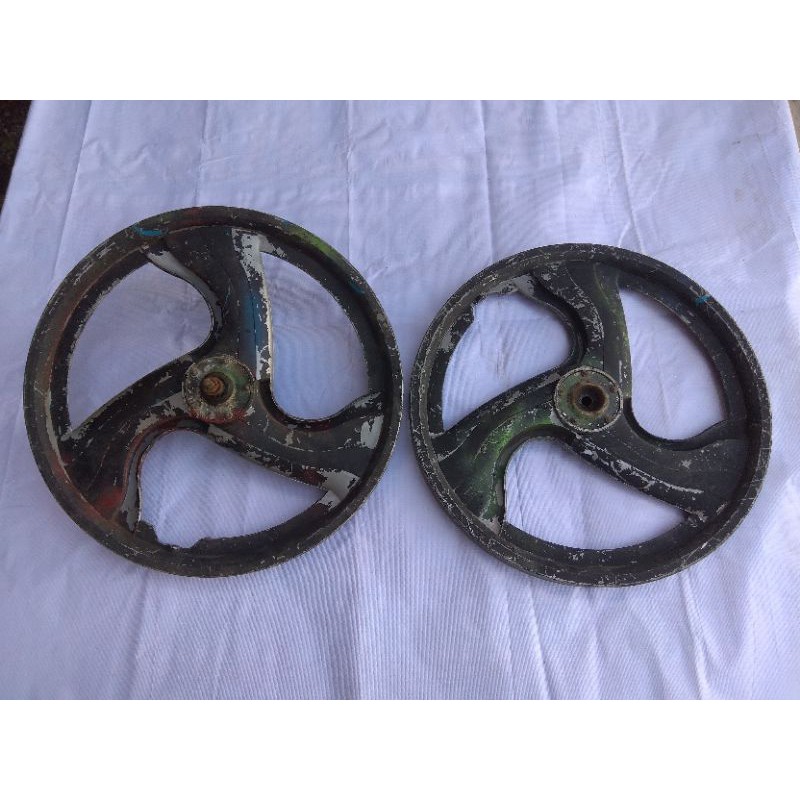 Jual velg sepeda ukuran 20 rims sepeda buat minion velg plastik sepeda ...