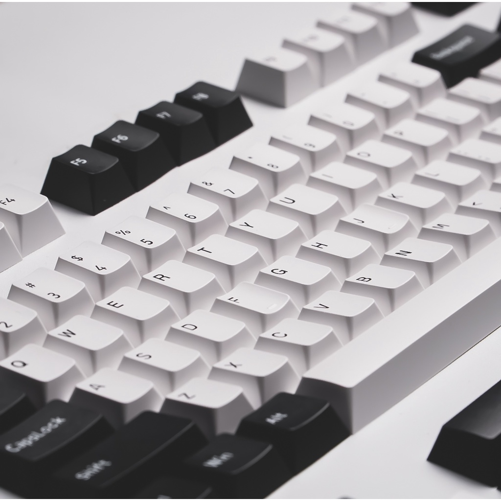 Jual Noir Black And White Keycaps (153 Key Set) | Shopee Indonesia
