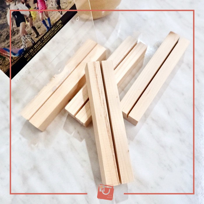 Jual Wood Stand Acrylic Stan Kayu Akrilik Standee Memo clip pajangan ...