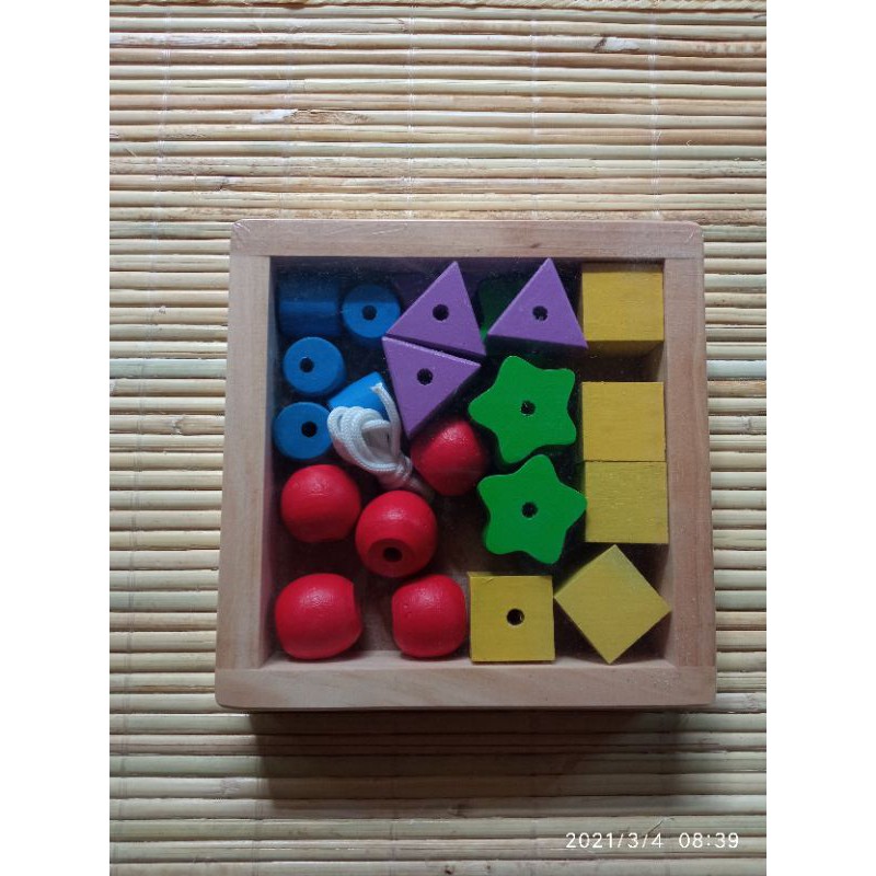 Jual MAINAN ALAT PERAGA MERONCE KAYU GEOMETRI GEOMETERI LINGKARAN ...