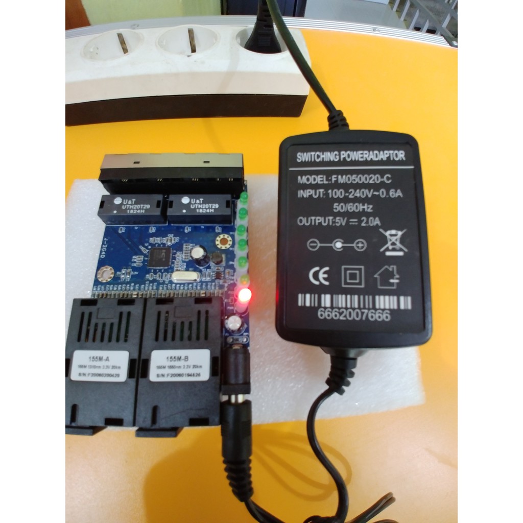 Jual Media Converter 2 Port FO Fiber Optic A B Dan 4 LAN RJ45 100Mbps ...