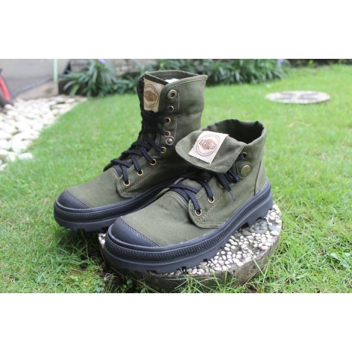 Jual Sepatu Boot Tinggi Pria Hiking Black master Paladium | Shopee ...