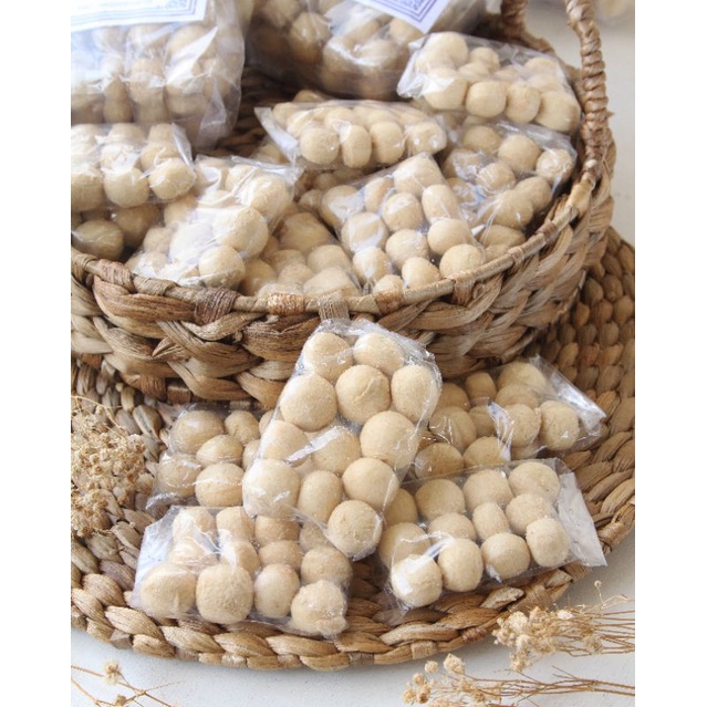 Jual Tahu Mini Kering Kemasan Pack (10 pcs 500 rp) | Shopee Indonesia