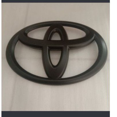 Jual Emblem logo lambang gril depan toyota innova ribon warna hitam ...