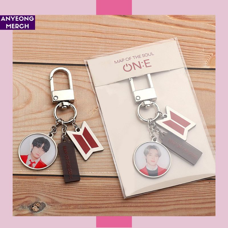 Jual KEYRING BTS PREMIUM MOTS ONE GANTUNGAN KUNCI JIMIN TAEHYUNG JUNGKOOK SUGA | Shopee Indonesia