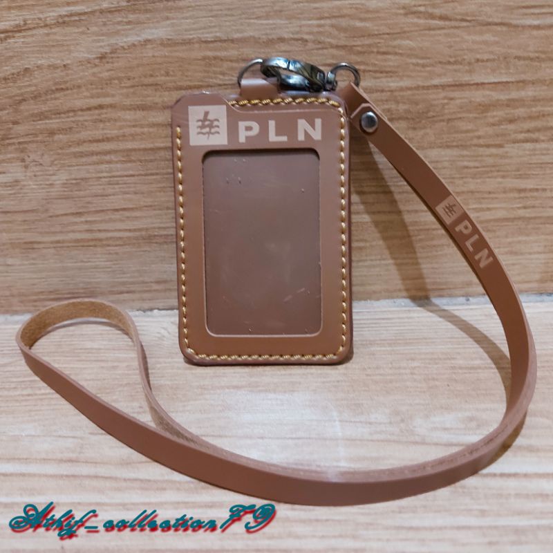 Jual Tempat Id Card PLN Kulit Holder Id Card Kulit PLN | Shopee Indonesia