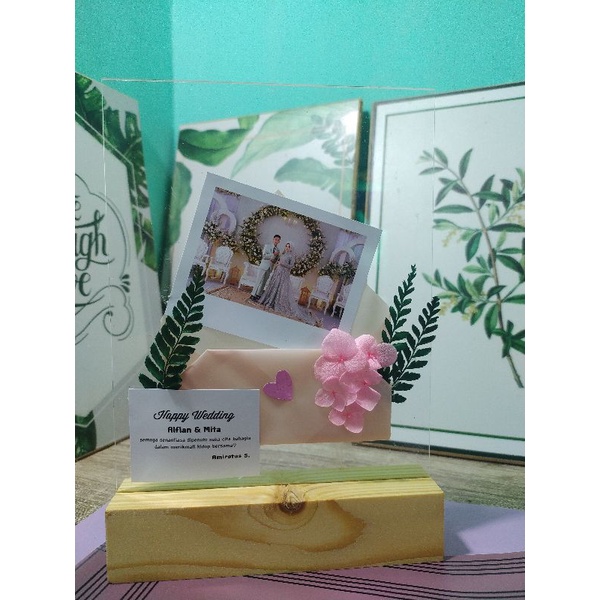 Jual Hadiah Unik Dried Flower Frame Acrylic / akrilik aestetic kado ...