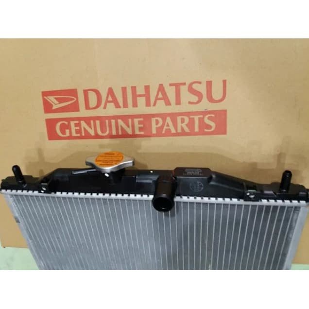 Jual Radiator Avanza Xenia Lama 1300cc / Xenia 1000cc Manual Asli ...
