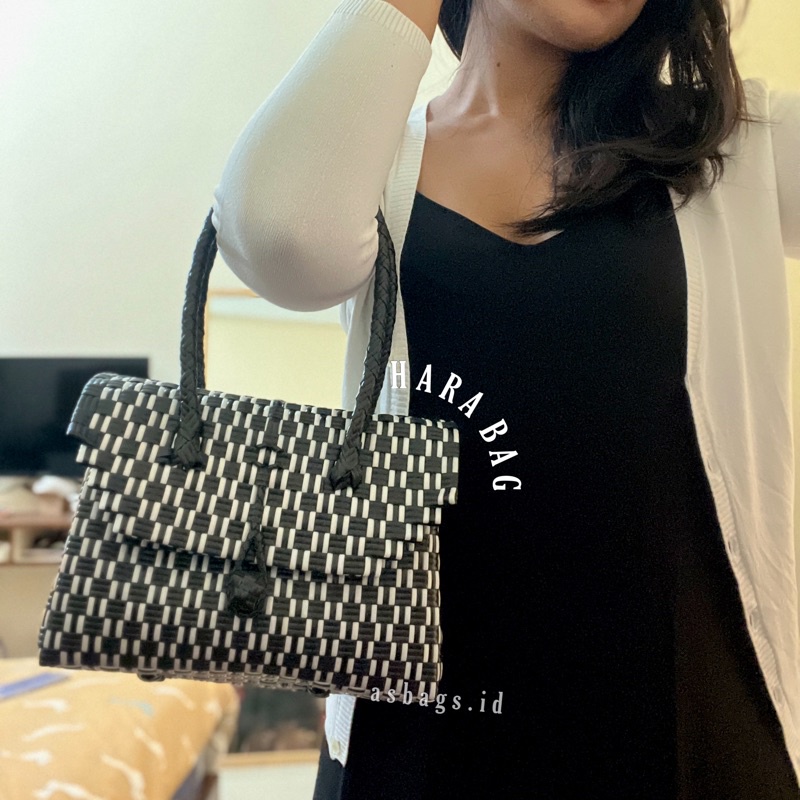 Jual HERRA BAG / Tas anyaman Jali / Tas anyaman bali / Tas Jali | Shopee Indonesia