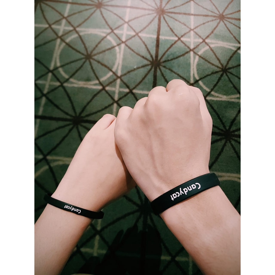 Jual Gelang couple/ Gelang karet couple Besar dan Kecil | Shopee Indonesia