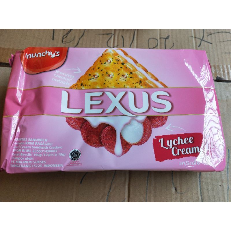 Jual Lexus / Munchys Lexus / Munchy's Lexus Biskuit / Lexus Coklat ...