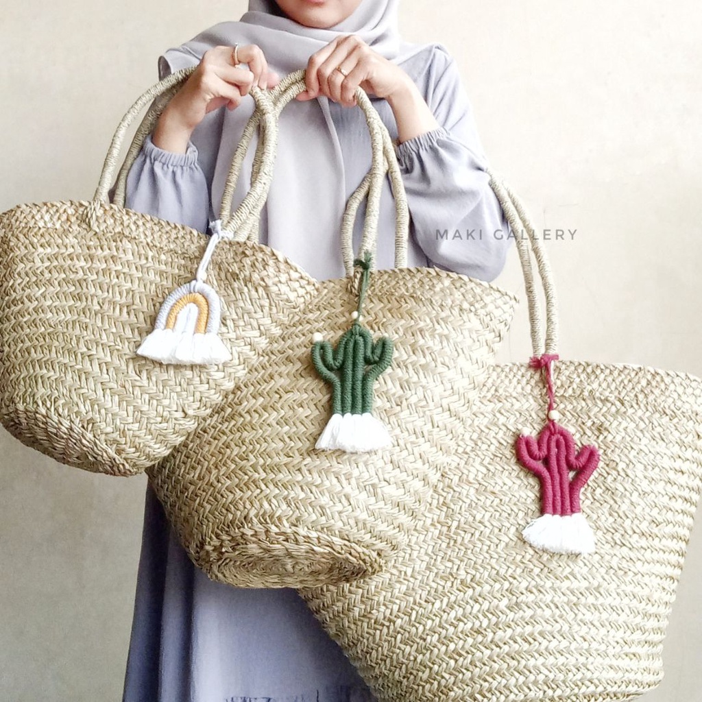 Jual Tas Anyaman Etnik Wanita Khas Bali Bahan Mendong Tali Bahu Warna ...