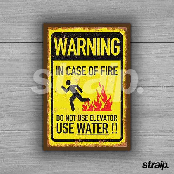 Jual POSTER SIGN KAYU FUNNY - WARNING IN CASE OF FIRE | Shopee Indonesia