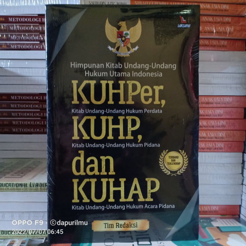 Jual Himpunan Kitab Undang - Undang Hukum Utama Indonesia KUHPer KUHP dan KUHAP | Shopee Indonesia