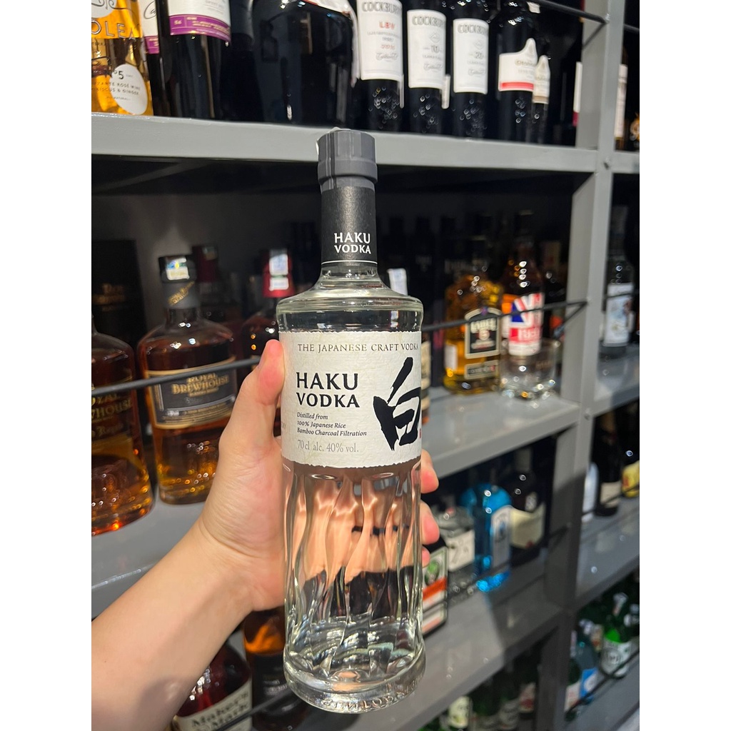 Jual SUNTORY HAKU JAPANESE CRAFT VODKA 700ML | Shopee Indonesia