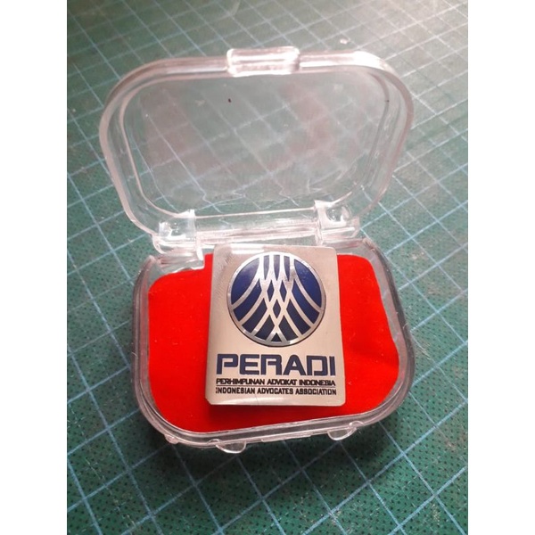 Jual pin PERADI logo baru | Shopee Indonesia