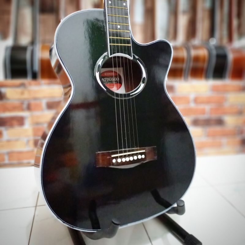 Jual Gitar Akustik Yamaha Apx500ii Tanam Besi (Fullset) | Shopee Indonesia