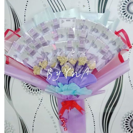 Jual Buket uang 300 ribu, 30 lembar + bunga Edelweiss | Shopee Indonesia