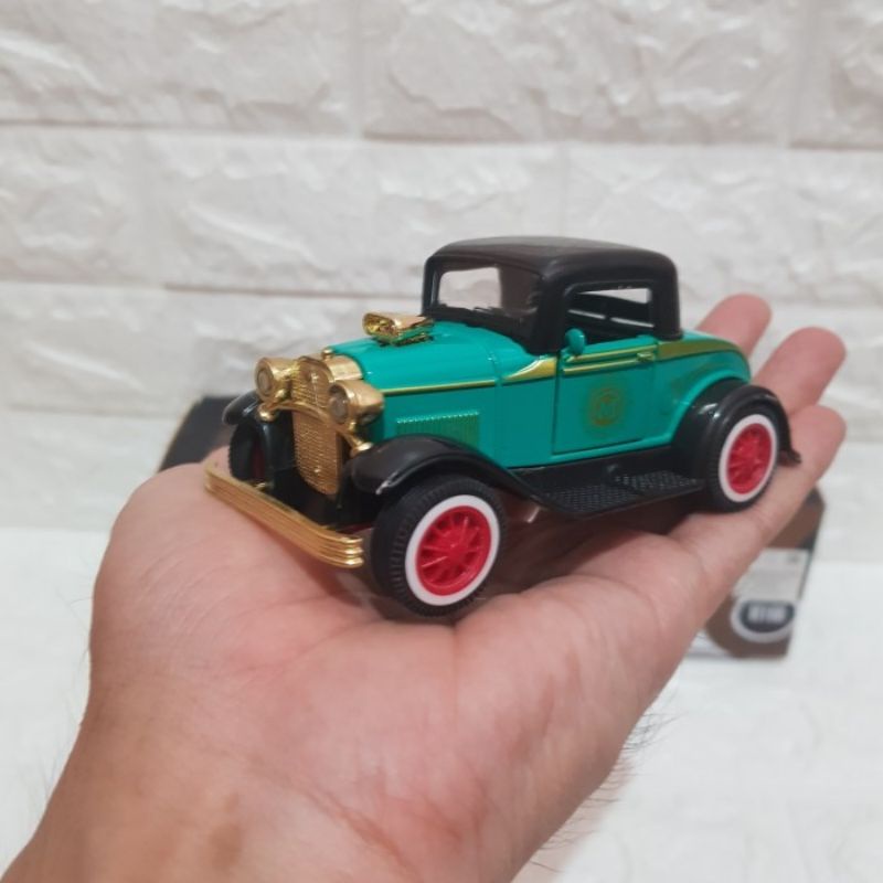 Jual Diecast Mobil Klasik Ford 1932 - Miniatur Mobil Mobil Classic ...