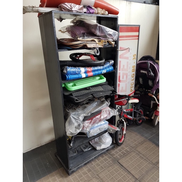 Jual Rak kayu hitam display custom lengkap dengan roda | Shopee Indonesia